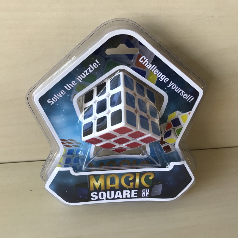 Magic Square 3x3. Kubus.Nieuw