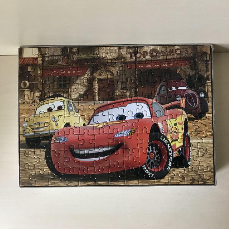 Cars : 100 stukjes.