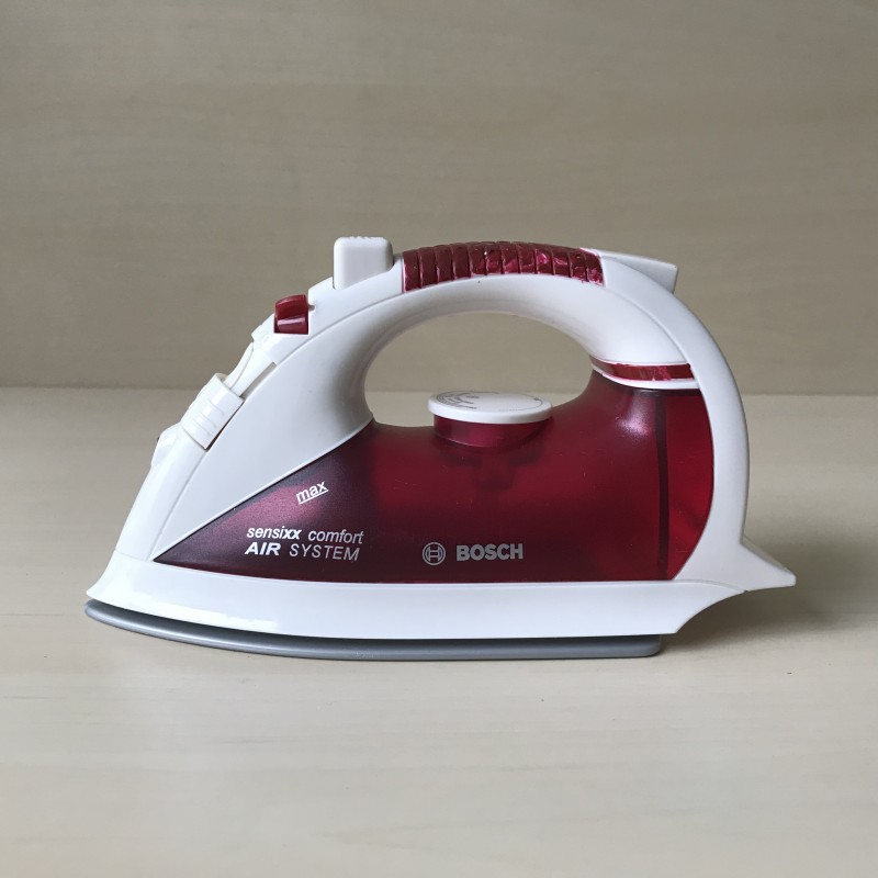 Strijkijzer Strijkbout Bosch 17 Cm Lang En 10 Cm Hoog strijkijzer-strijkbout-bosch-17-cm-lang-en-10-cm-hoog